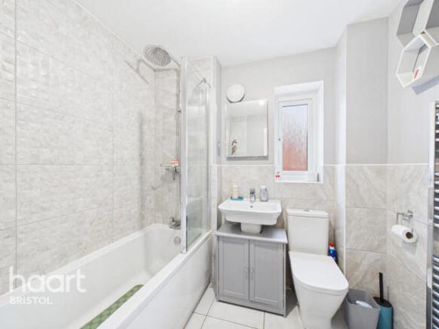 4 bedroom semi detached house for sale in Slade Baker Way, Bristol, BS16