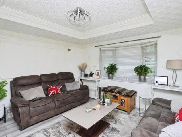 4 bedroom semi detached house for sale in Smelter Wood Place, Sheffield, South Yorkshire, S13