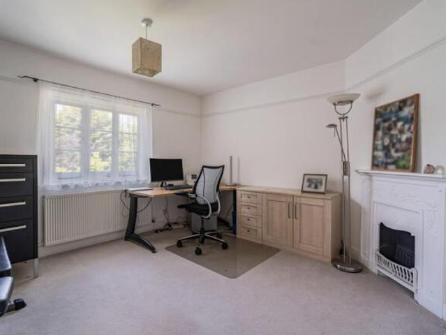 4 bedroom semi detached house for sale in Swaynes Lane, Merrow, GU1