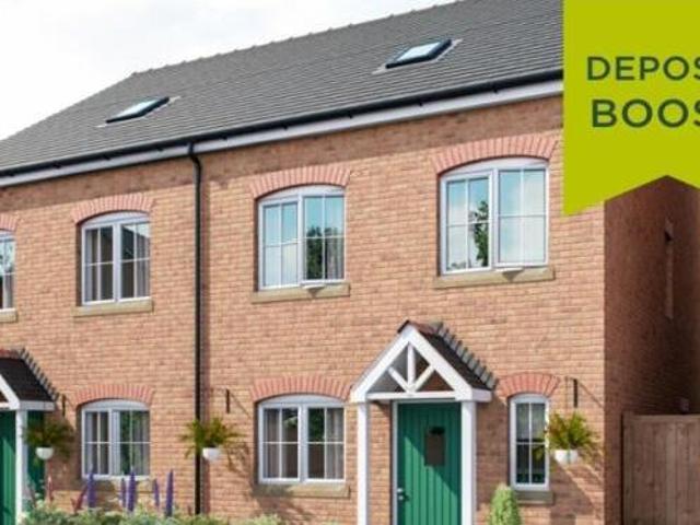 4 Bedroom Semi detached House For Sale In Swinton, Manchester