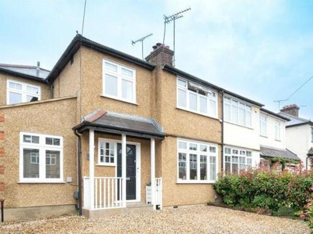 4 Bedroom Semi detached House For Sale In St. Albans