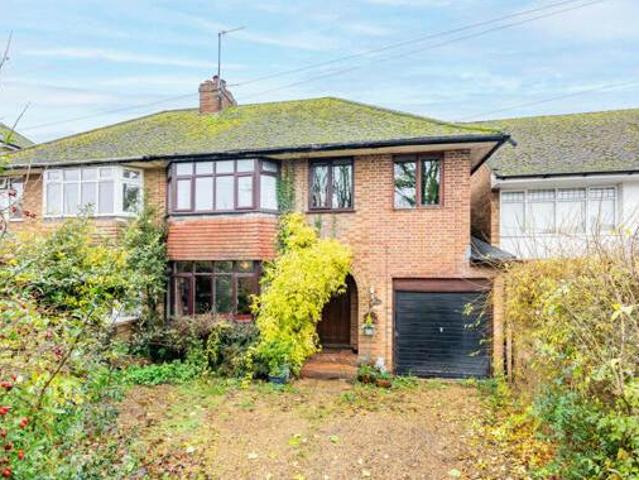 4 Bedroom Semi detached House For Sale In St. Albans, Hertfordshire