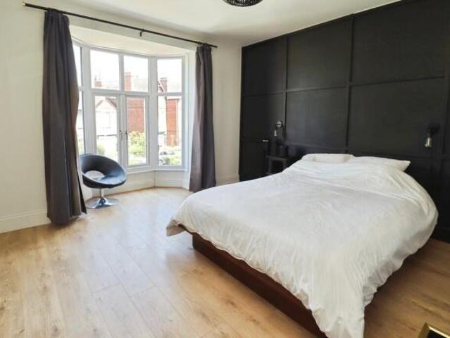 4 bedroom semi detached house for sale in St. Catherines Road, Lincoln, LN5