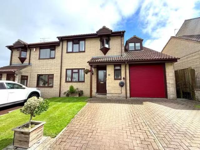 4 bedroom semi detached house for sale in St. Marys Rise, Writ.