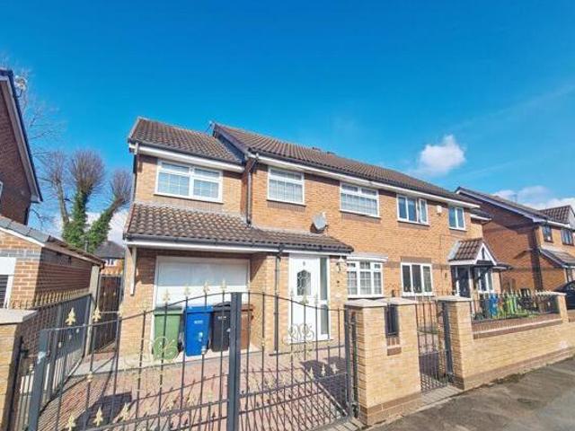4 Bedroom Semi detached House For Sale In Stockport
