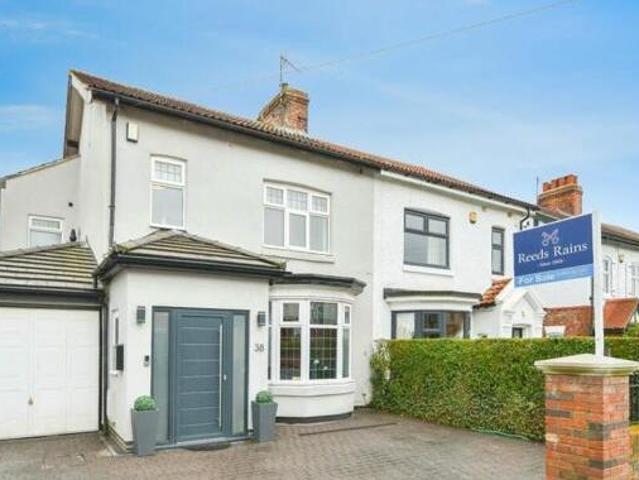 4 Bedroom Semi detached House For Sale In Stockton on tees, Durham