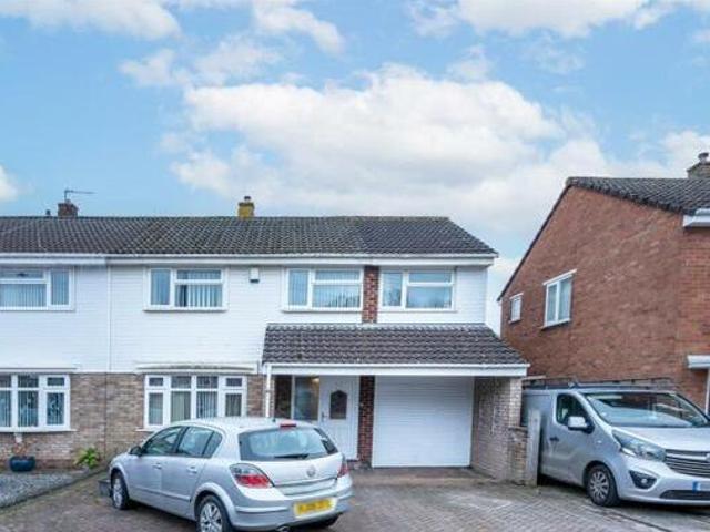 4 Bedroom Semi detached House For Sale In Stockwood