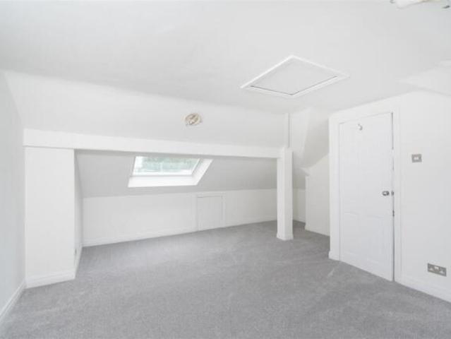 4 bedroom semi detached house for sale in Stonegate Road, Moortown, LS17