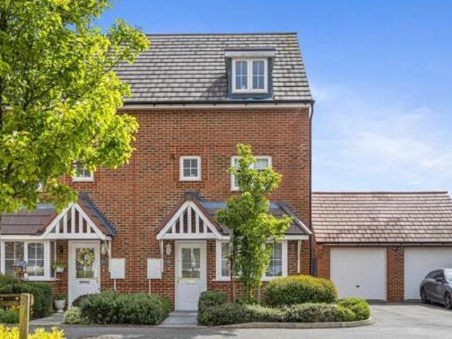 4 Bedroom Semi detached House For Sale In Storrington