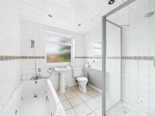4 bedroom semi detached house for sale in Stamfordham Road, Newcastle upon Tyne, and Wear, NE5