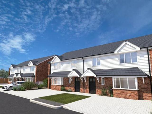 4 Bedroom Semi detached House For Sale In Stanford le hope