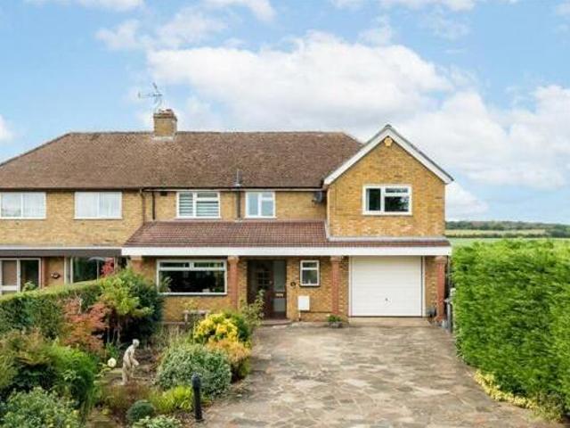 4 Bedroom Semi detached House For Sale In Stanstead Abbotts