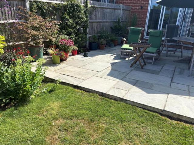 4 bedroom semi detached house for sale in Staplehurst, Kent, TN12