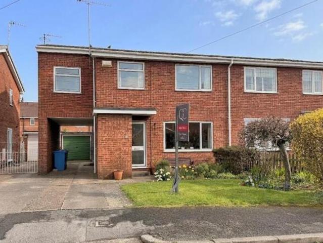 4 bedroom semi detached house for sale in Stephensons Walk, Cottingham, HU16