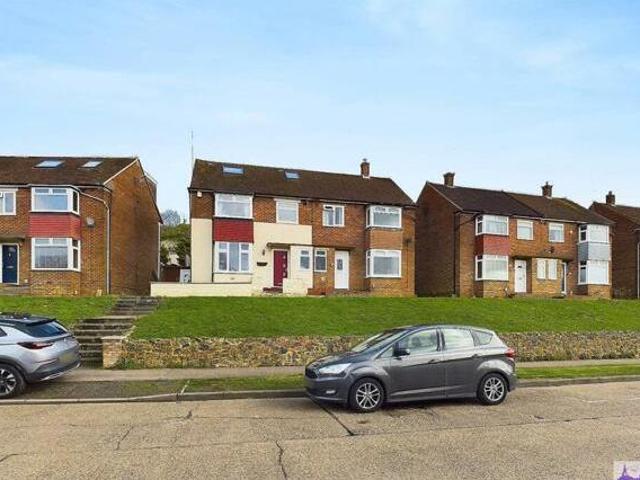 4 Bedroom Semi detached House For Sale In Strood