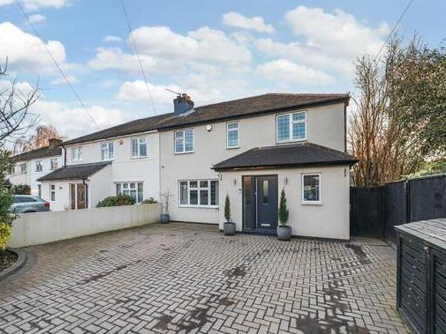 4 Bedroom Semi detached House For Sale In Surrey