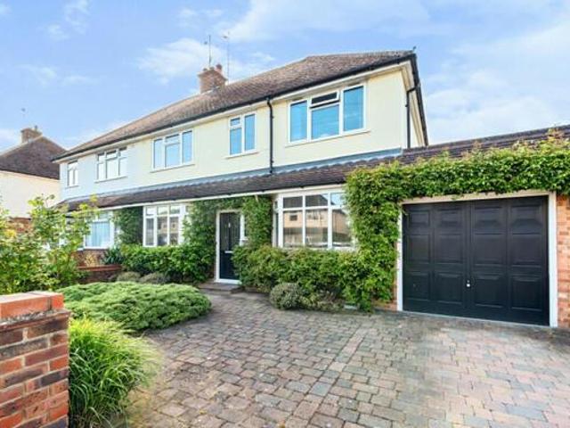4 Bedroom Semi detached House For Sale In Surrey