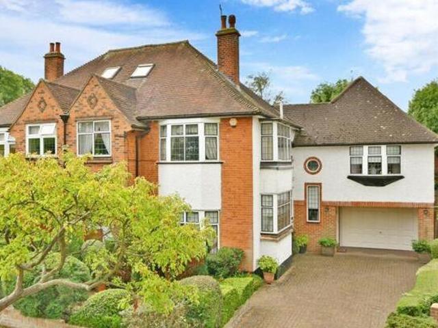 4 Bedroom Semi detached House For Sale In Sutton