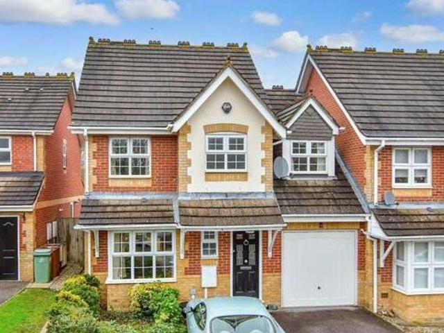 4 Bedroom Semi detached House For Sale In Sutton