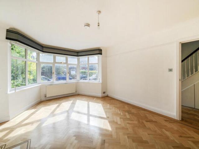 4 bedroom semi detached house for sale in Sydney Road, London, N10