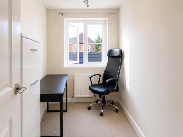 4 bedroom semi detached house for rent in 2 Lovatt Court, Lymm, Cheshire, WA13