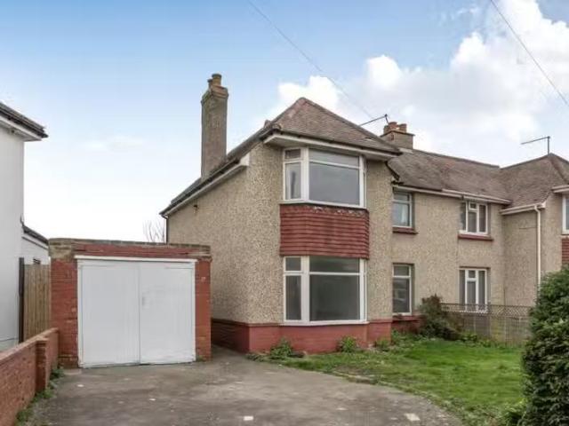4 bedroom semi detached house for rent in The Gardens, Southwi.