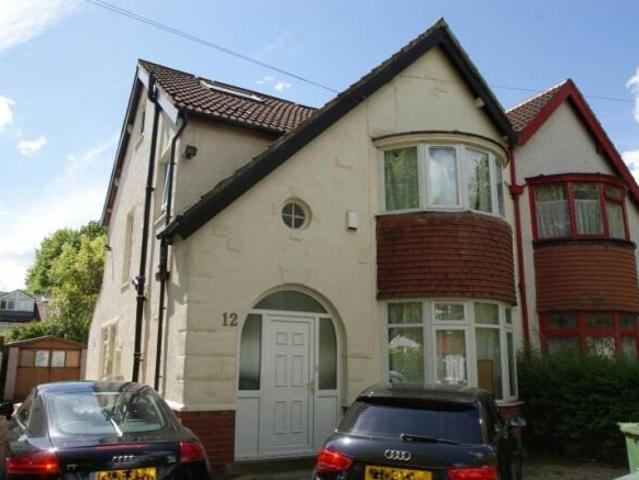 4 bedroom semi detached house for rent in The Turnways, Headingley, Leeds, LS6