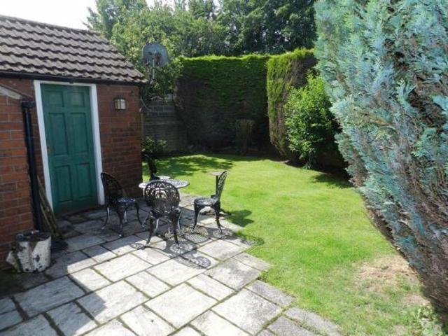 4 bedroom semi detached house for rent in The Turnways, Leeds, LS6