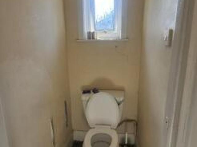 4 bedroom semi detached house for rent in Tremona Road, Southampton, Hampshire, SO16