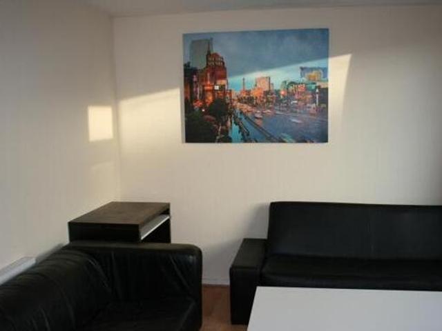 4 Bedroom Semi detached House For Rent In University