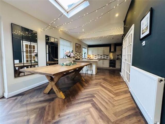 4 bedroom semi detached house for rent in Upper Mead, Bromley Cross, Bolton, BL7