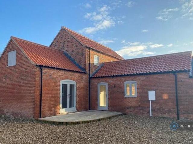 4 Bedroom Semi detached House For Rent In Walcott, Lincoln
