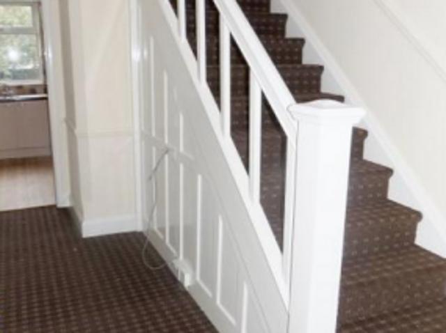 4 bedroom semi detached house for rent in Warwick Avenue, Littleover Available Now, DE23