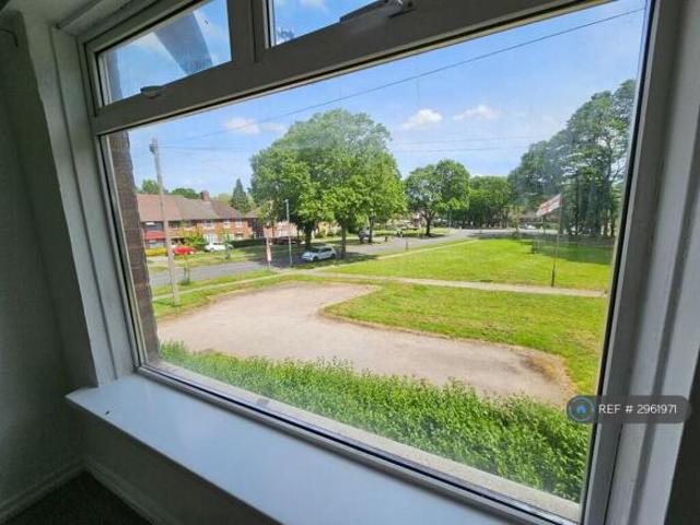4 bedroom semi detached house for rent in Weoley Castle Road, Birmingham, B29