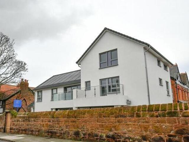 4 Bedroom Semi detached House For Rent In West Kirby