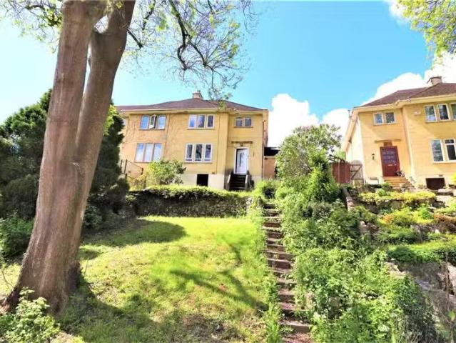 4 bedroom semi detached house for rent in Weston Lane, Weston.