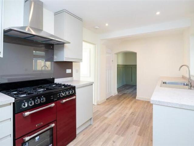 4 bedroom semi detached house for rent in Westways, Edenbridge, Kent, TN8