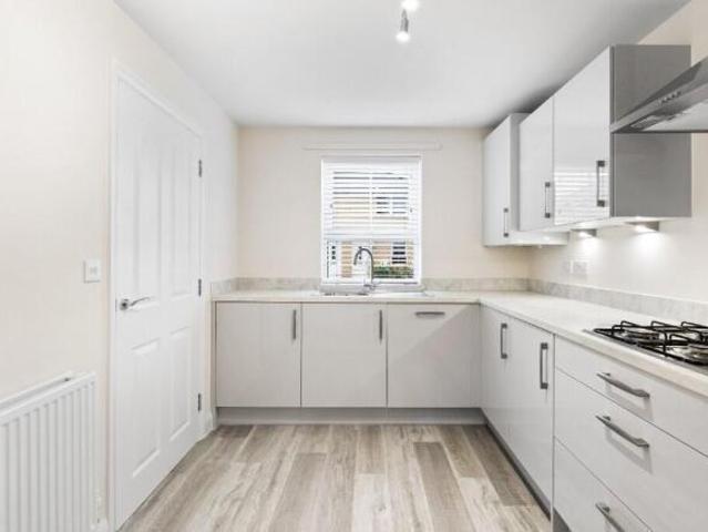 4 bedroom semi detached house for rent in Woodlands Heath, Sprowston, NR13