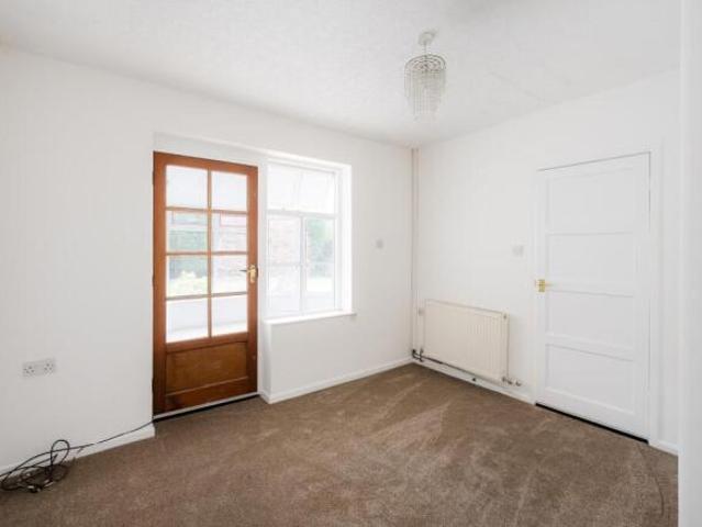 4 bedroom semi detached house for rent in Barley Croft, Westbury on Trym, BS9