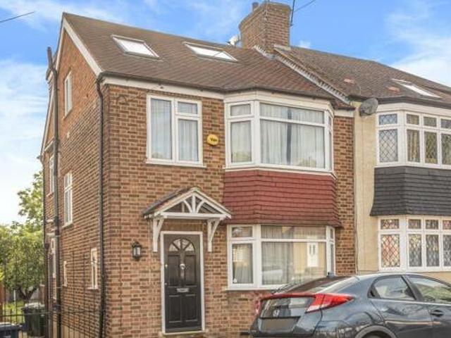 4 Bedroom Semi detached House For Rent In Barnet