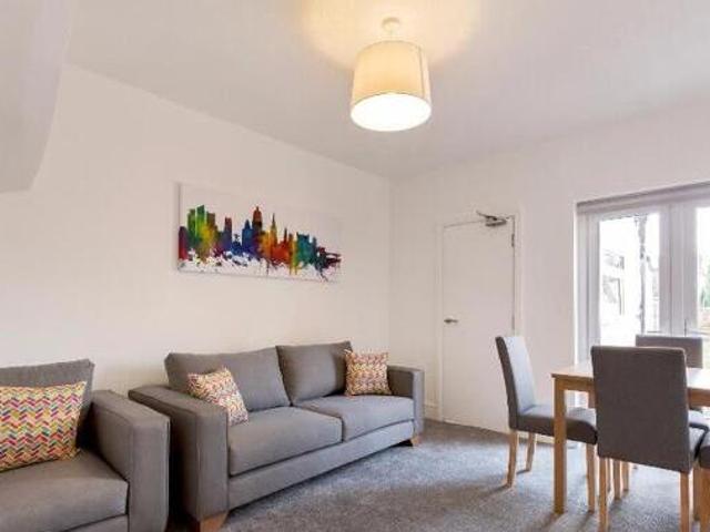 4 Bedroom Semi detached House For Rent In Beeston, Nottingham