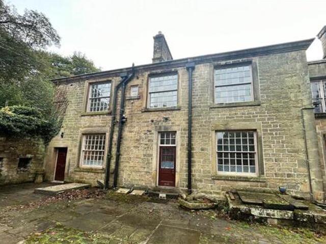 4 Bedroom Semi detached House For Rent In Bowden Lane