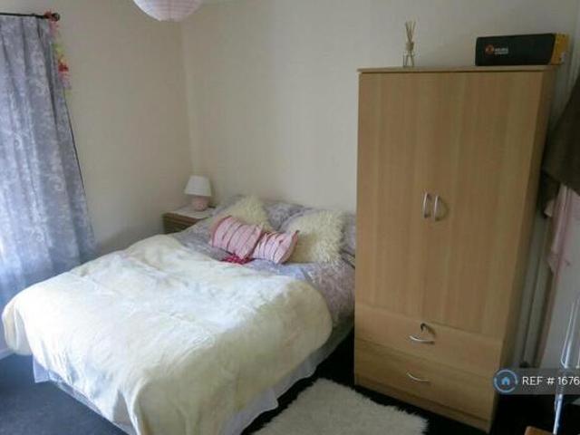 4 Bedroom Semi detached House For Rent In Brighton