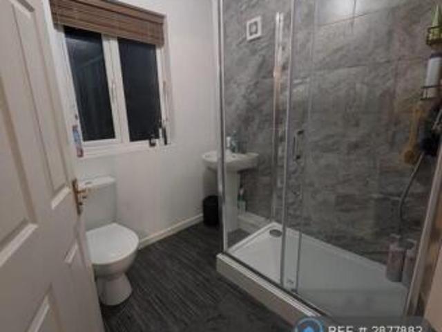 4 bedroom semi detached house for rent in Brill Place, Milton Keynes, MK13