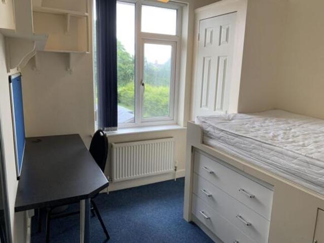 4 bedroom semi detached house for rent in Cadge Road, Norwich, NR5