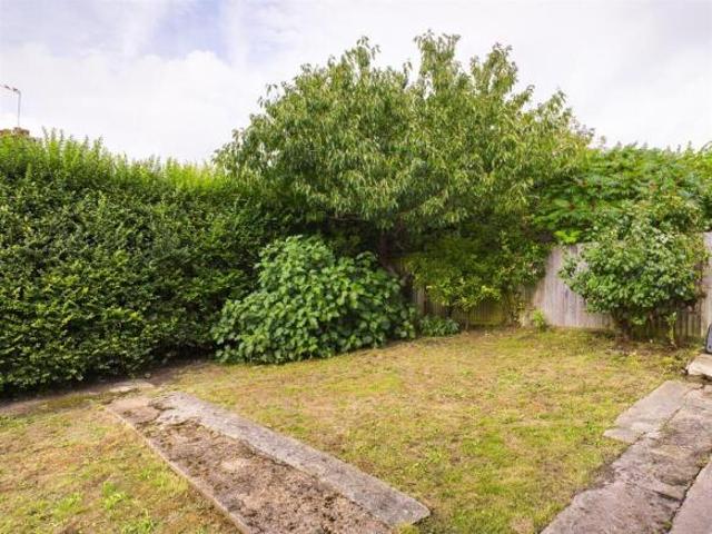 4 bedroom semi detached house for rent in Colbourne Avenue, Brighton, BN2