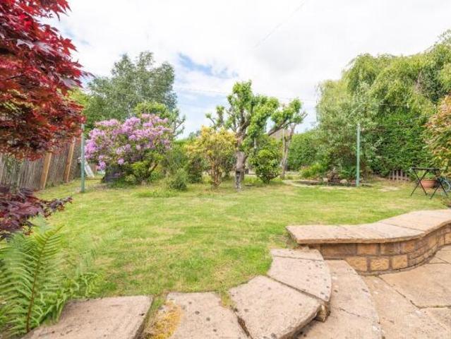 4 bedroom semi detached house for rent in Corstorphine Park Gardens, Corstorphine, Edinburgh, EH12