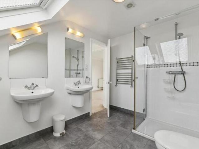 4 bedroom semi detached house for rent in Craven Gardens, London SW19