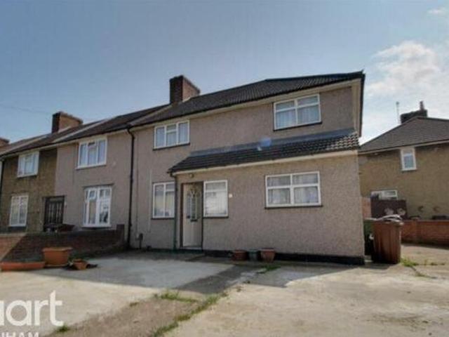 4 Bedroom Semi detached House For Rent In Dagenham