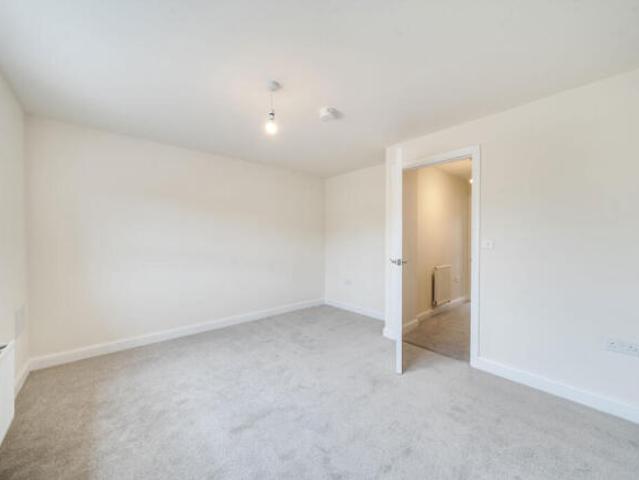 4 bedroom semi detached house for rent in Daisy Lane, Newcastle upon Tyne, and Wear, NE15 9GB, NE15